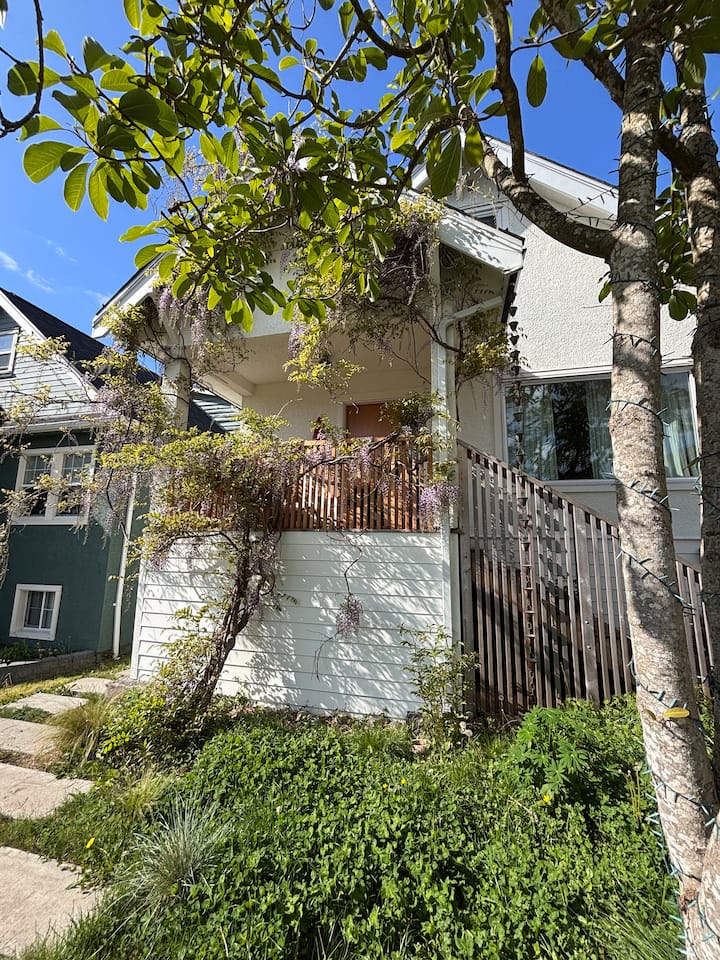 2 Bedroom Garden Suite - Vancouver, WA