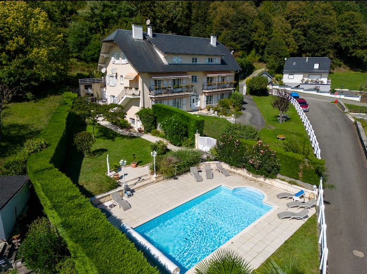 Villa Avec Piscine Face Aux Montagnes N•5 - Argelès-Gazost