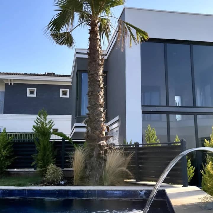 ÖZel Havuzlu Lüx Tatil Villası (World) - Davutlar