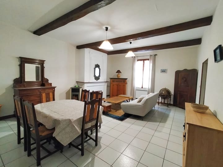Cordes-sur-ciel - Gîte Théa 1 (6 Personnes + Bébé) - Cordes-sur-Ciel