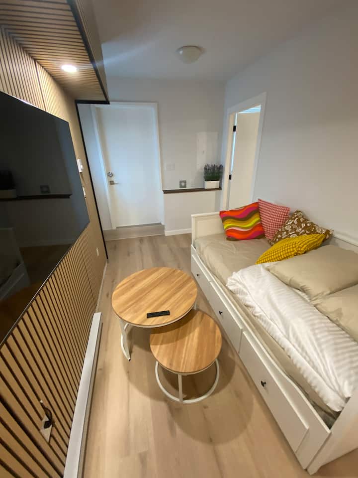 Trout Lake Guest House - Vancouver