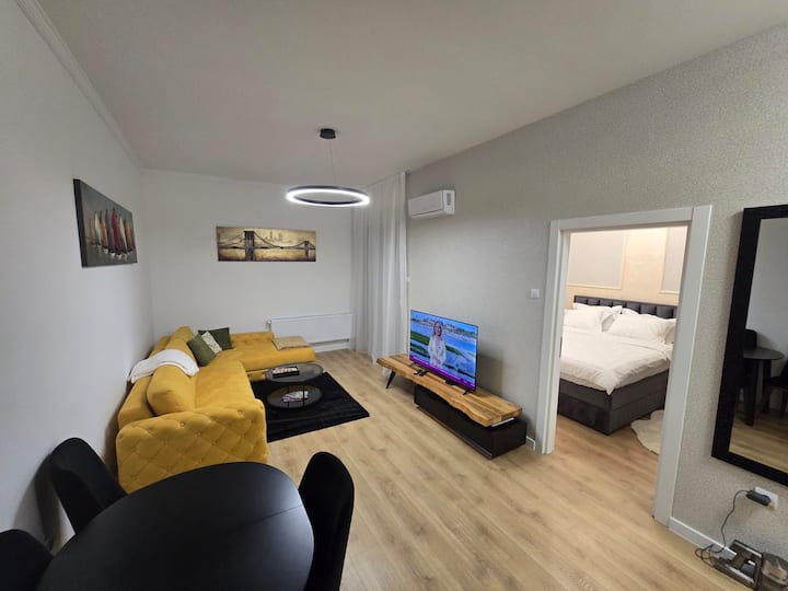 Vukas 9 - Mórahalom