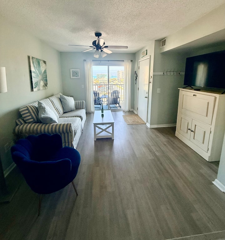 Welcome To The Playa! - Carolina Beach