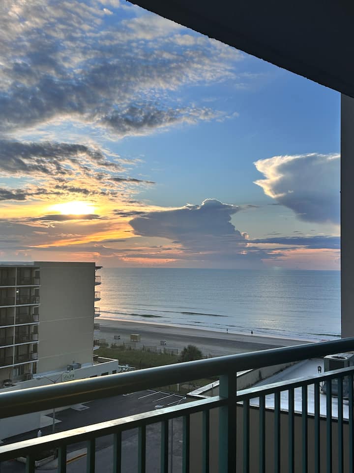 Oceanfront 3br Family Retreat:balcony & Lazy River - Myrtle Beach, SC