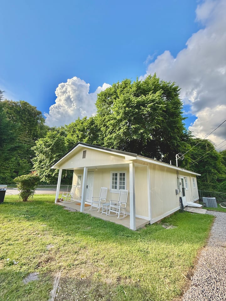 Cottage Home In Southern Pines - Southern Pines, NC
