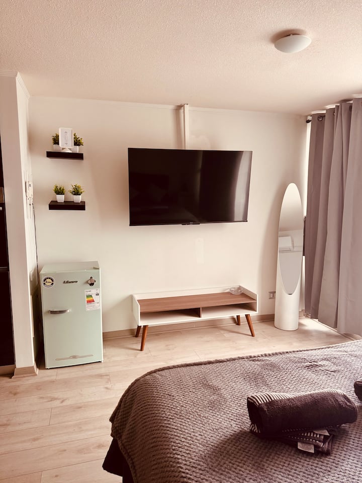 Santiago At Your Feet - Santiago