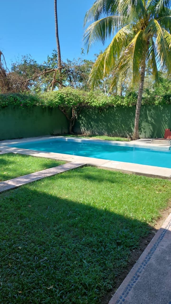 Casa Pericos - Zihuatanejo