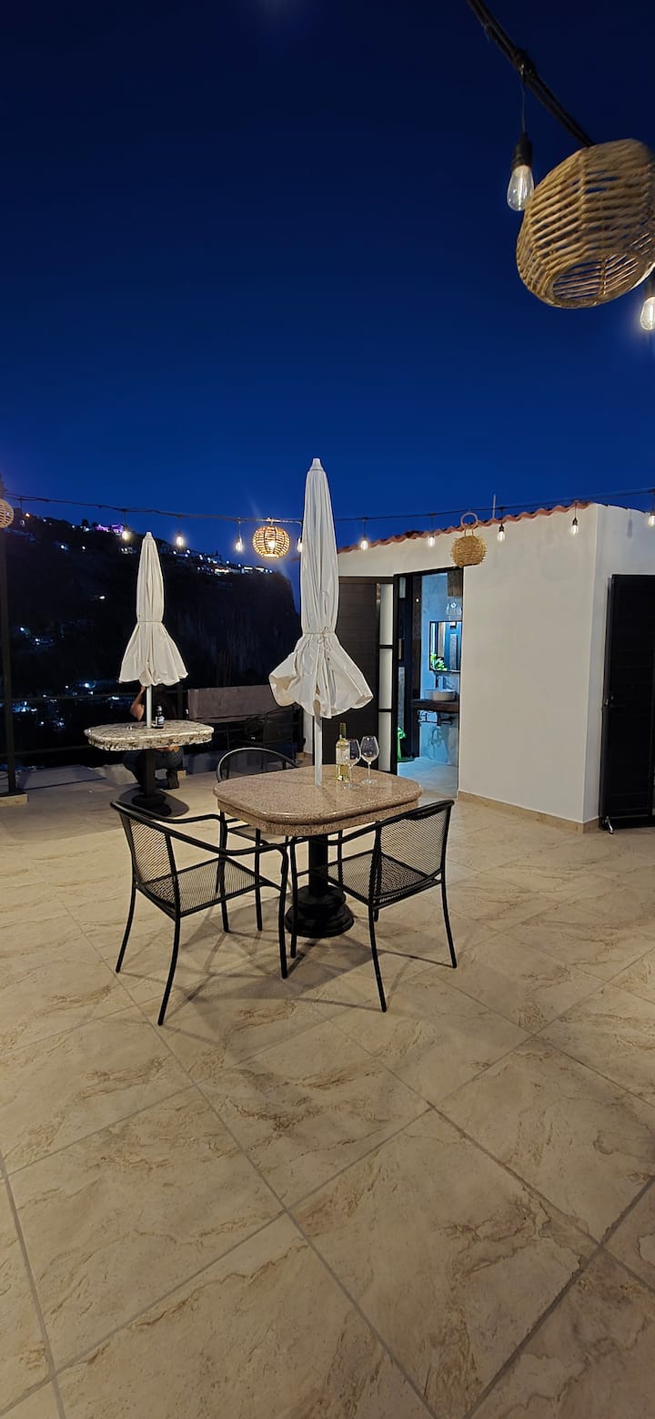 Nuevo, Moderno Increíble Terraza - Taxco
