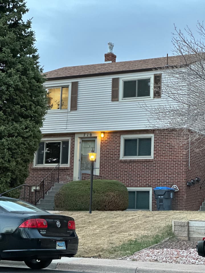 •Special Price•avenues|clean|2 Bedroom|laundry - Cheyenne, WY