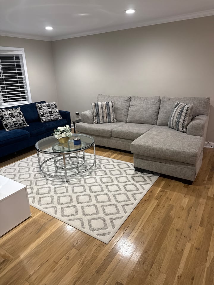 Cozy 3br 1 Bath Upstairs Apt - Stony Brook, NY