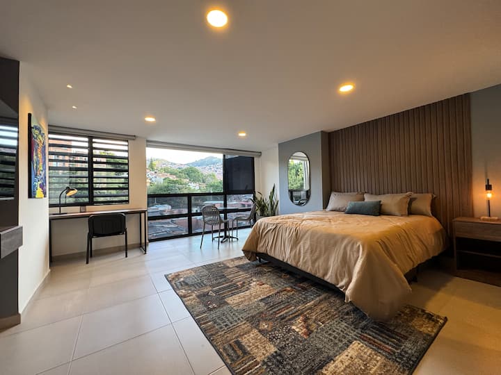 Vista Vibrante Comuna 13 Cerca Al Metro - Medellín, Colombia