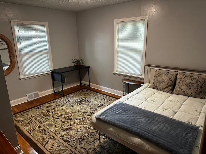 Peaceful Stay & Perfect Location - Springfield, MO