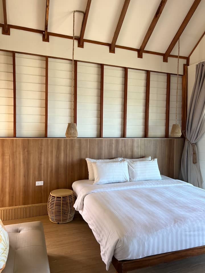 Ray Rai Beach 102 - Ko Chang