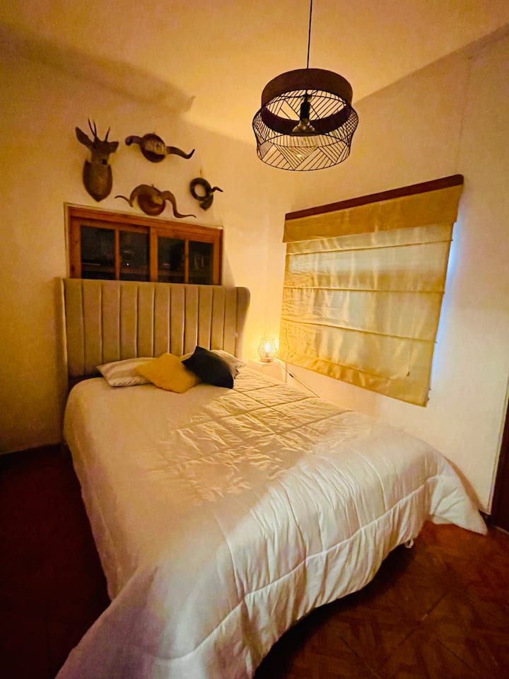 Refugio Del Sol - Habitación 2 + Baño Privado - Santa Eulalia