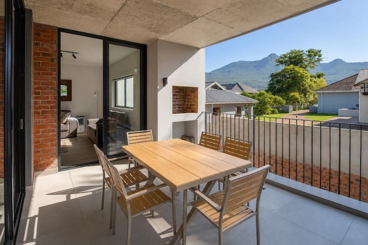 Peaceful 2br Apartment In George With Views - George