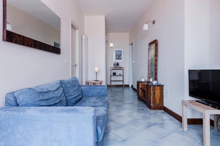 The Iris Holiday Home - Blue Apt. - Linguaglossa