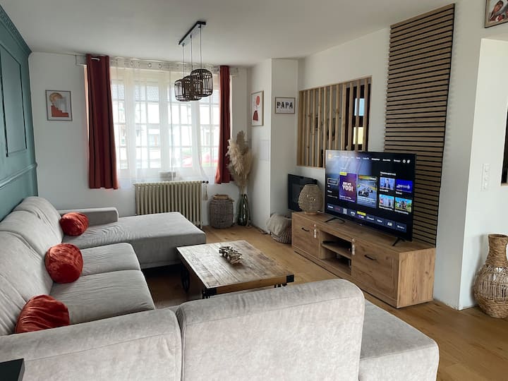 Maison Familiale «&nbsp;La Méjaro&nbsp;» Jardin Jacuzzi - Denain