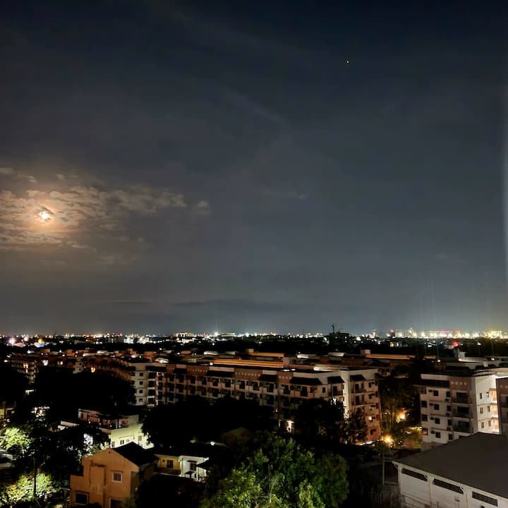 Cloud 817 - Parañaque