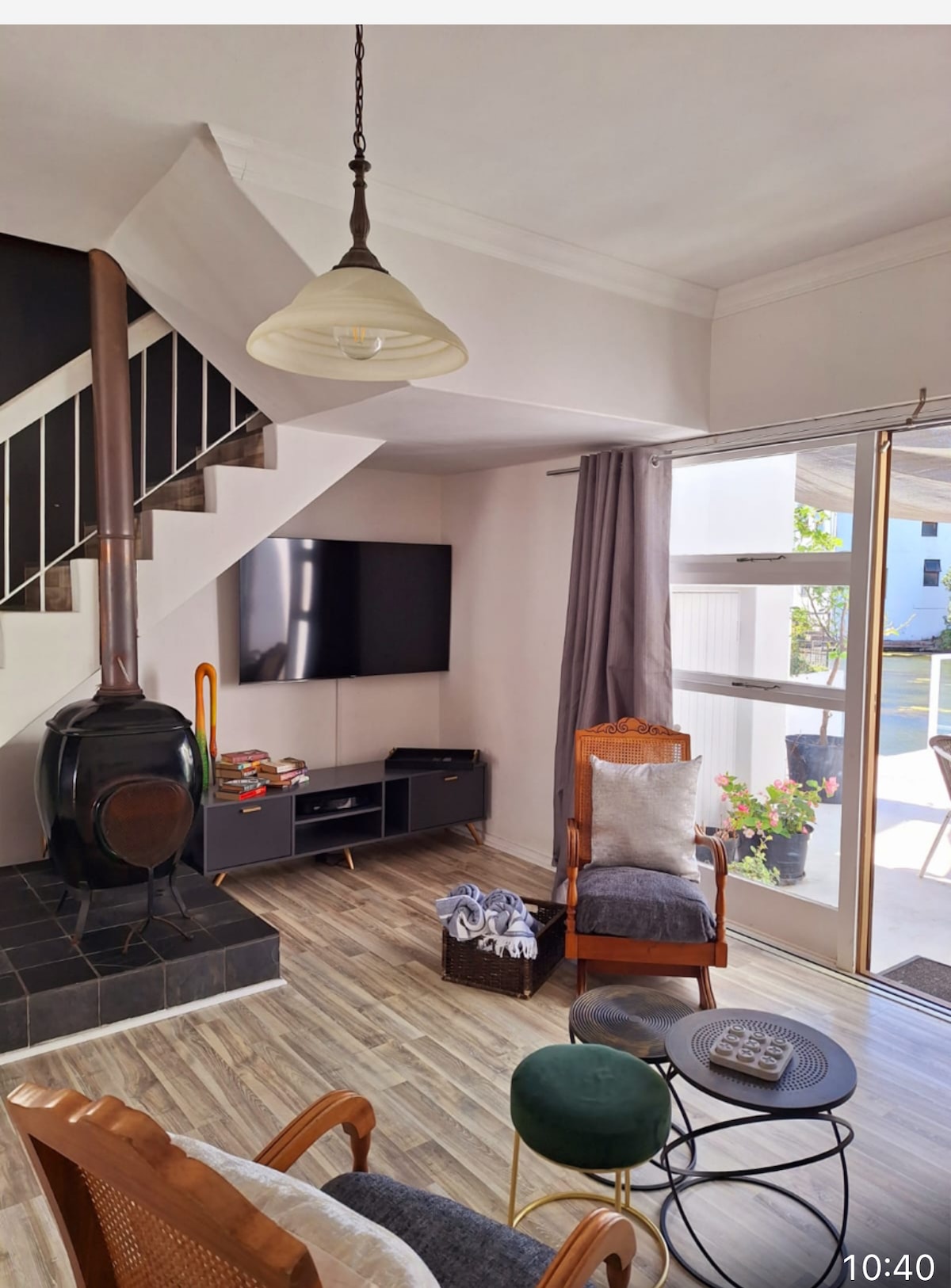 Logement de deux chambres au bord de l'eau - Maisons à louer à Le Cap ...