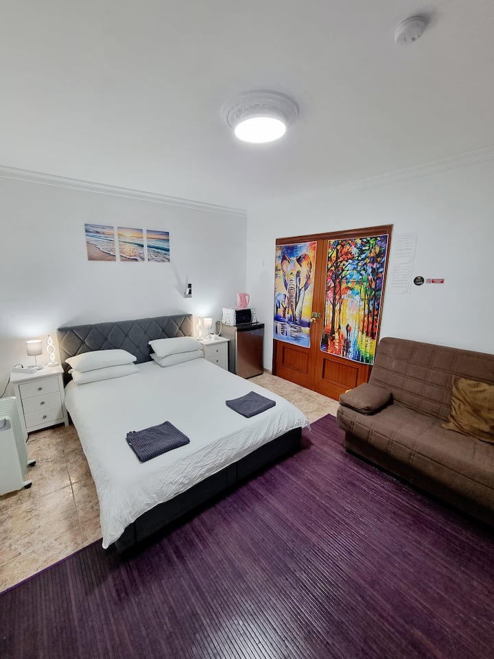 Modern Double Room - Gibraltar