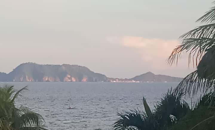 New 5 Room Resort & 2 Nipa Huts - Zamboanguita