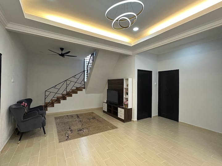 Rumah Singgah (Prefers Muslim Tenants) - Tanah Merah