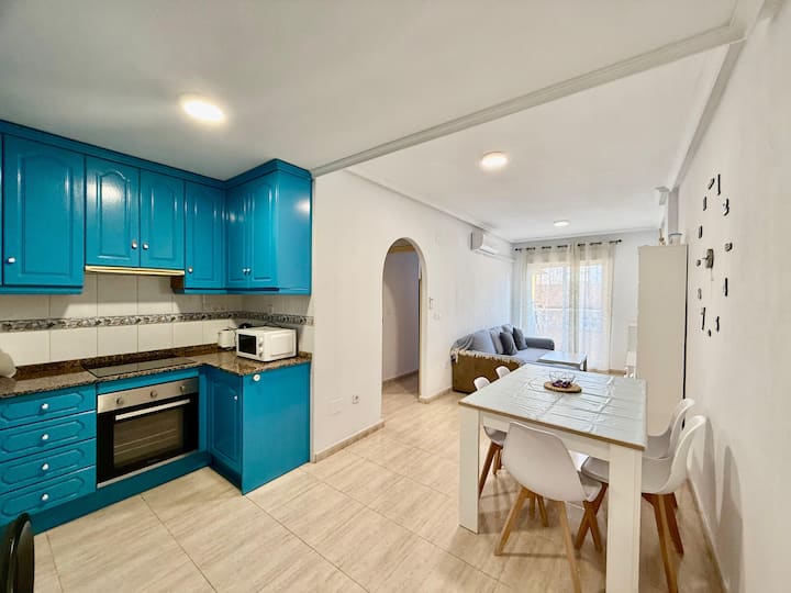 Piso Zona Parque De Las Naciones, Cerca Del Puerto - Torrevieja