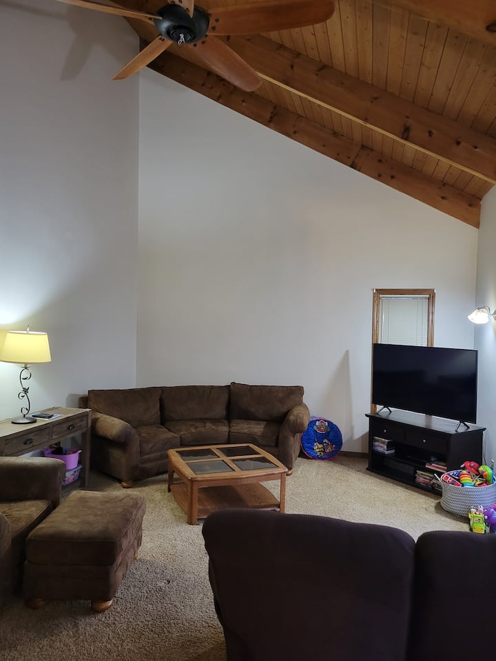 Cabin Getaway - Near Camp Douglas, Wi - Wisconsin