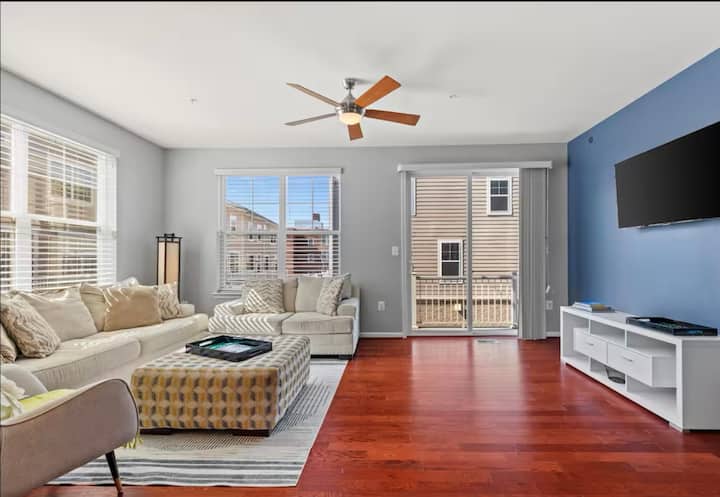 Dc Retreat: Modern & Cozy - Washington D. C., DC