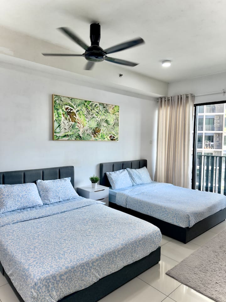 Shah Alam,i-city Cozy Stay 2-4pax [Netflix+pool] - Klang