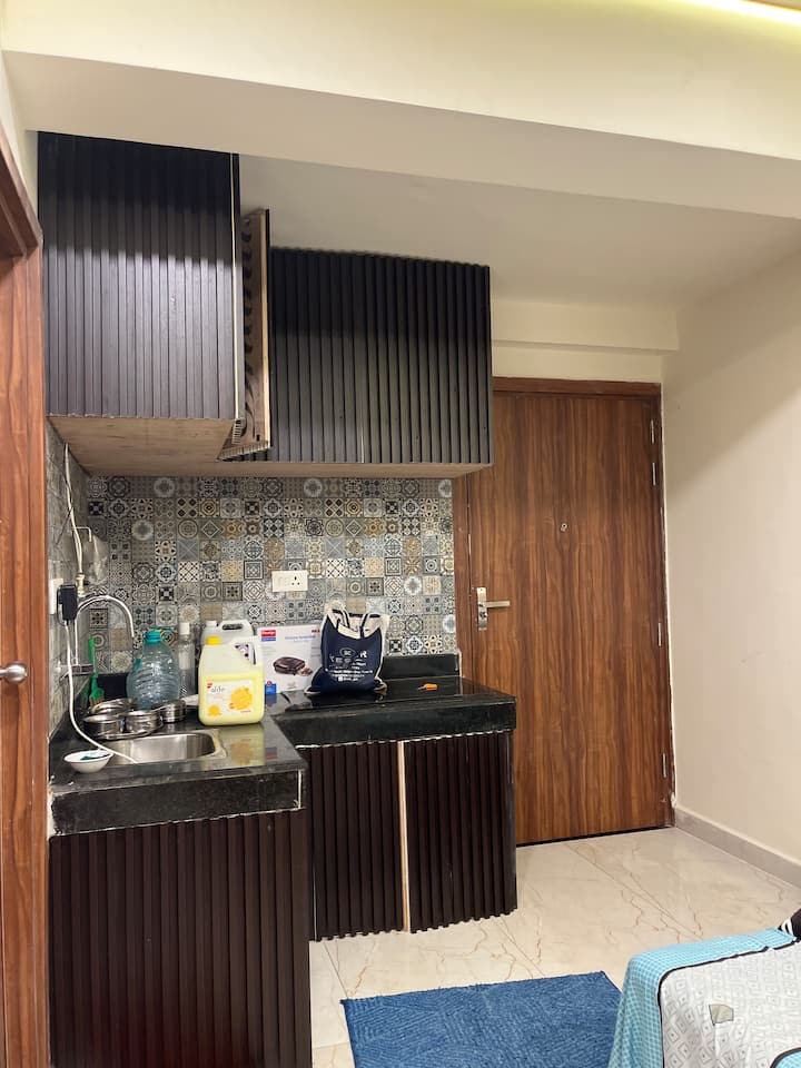 Seashell Studios:near Beach - Puri