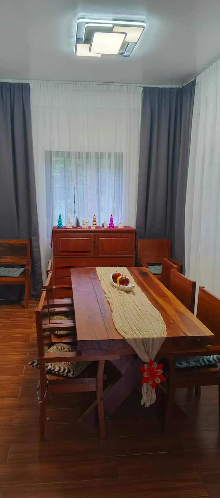 Coastal Retreat: Beach & Island Tours Minutes Away - Guiuan