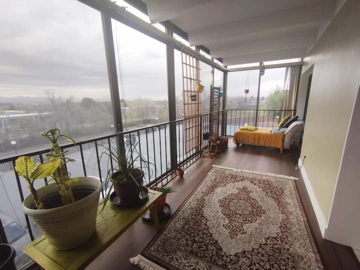 Mountains View With 3 Bedroom - Denver, CO