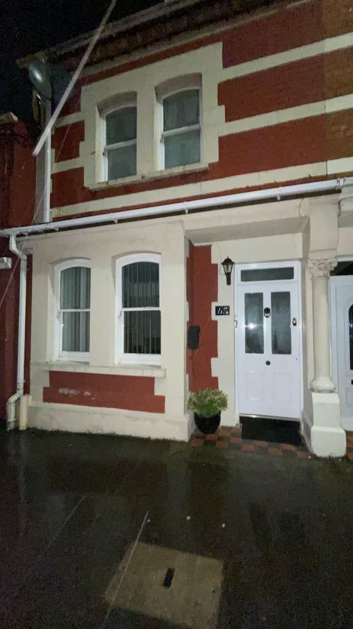 Cozy Private Rooms In A Home In Antrim - Antrim