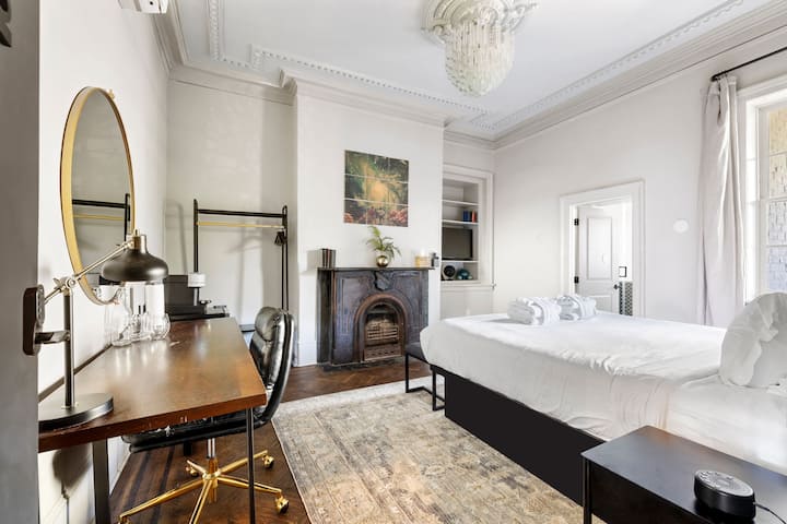 King Suite 2nd Floorhotel Boutique - Savannah, GA