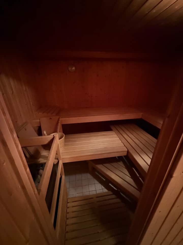 Private Bedroom Overlooking Pool! By Strasbourg! - Kehl