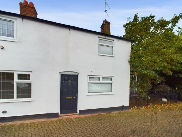 Wharfinger Cottage - Northwich
