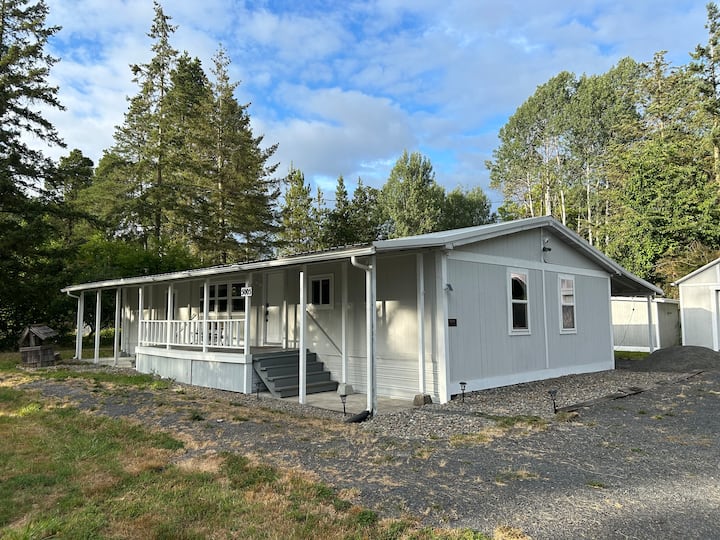 Evergreen Escape - Toledo, WA