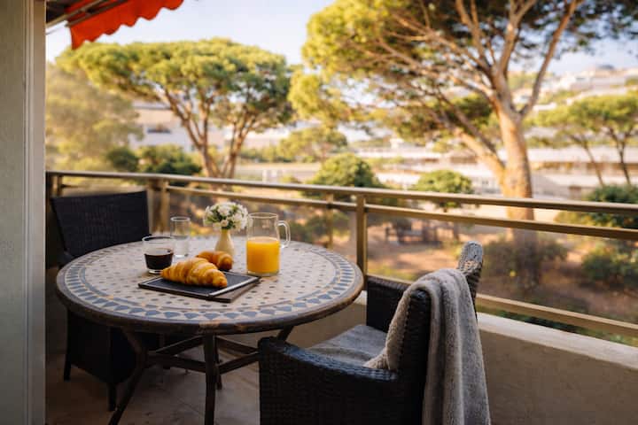Front De Mer – Studio Avec Terrasse… - Villeneuve-Loubet