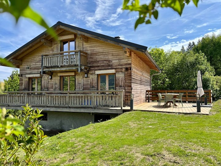 Chalet Familial Authentique Et Confort à Megève - 메줴브
