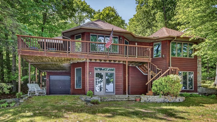 4 Bedroom Property With Premier Sand Frontage On - Hayward, WI