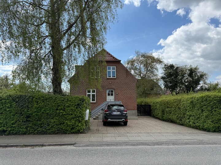 Charmerende Familievilla - 7 Min. Til Aarhus C - Aarhus