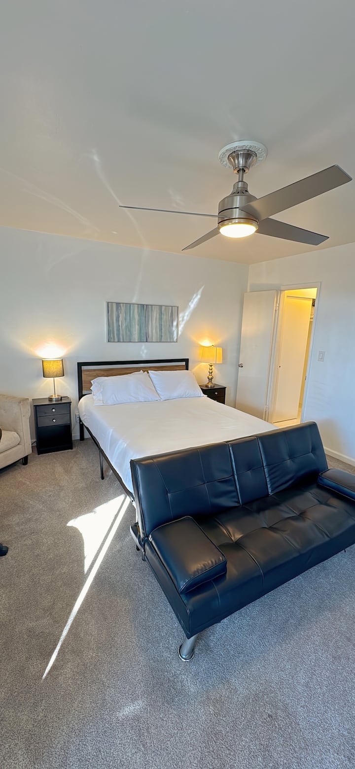 Bay Park Studio Apartment - San Diego, CA