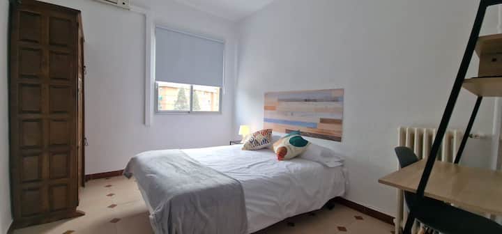 Hab Doble Con Baño - Alcalá de Henares