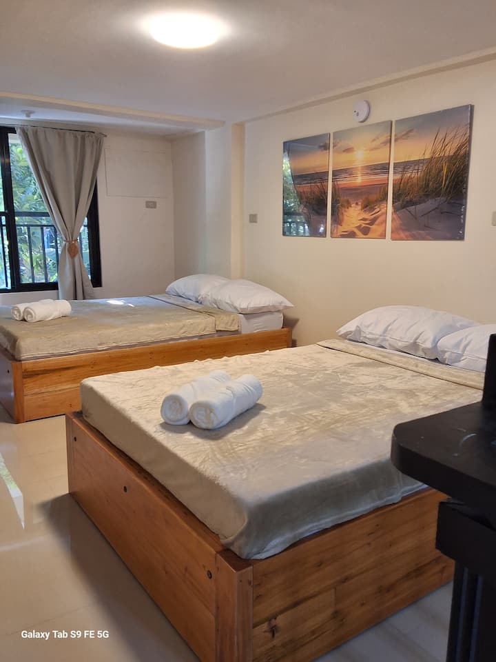 Hillside Inn Calatagan Casa 1 Near The Beach - Calatagan