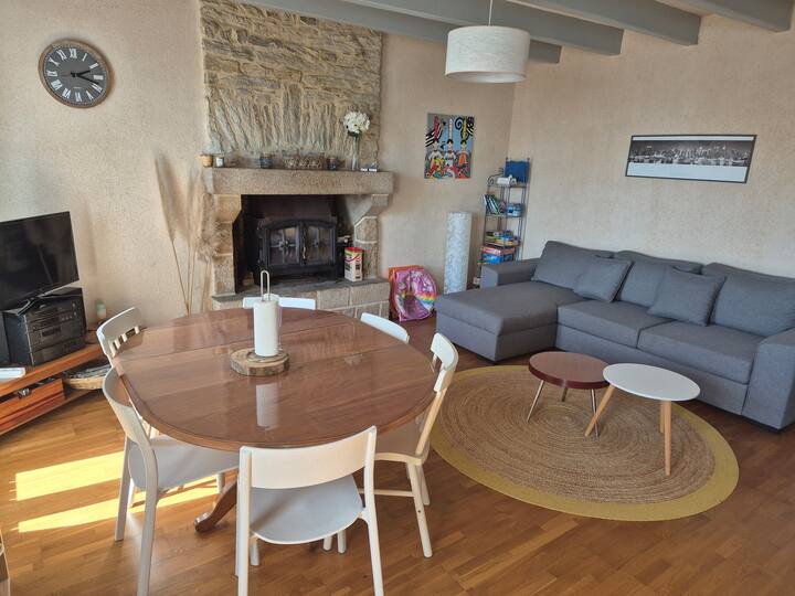 La Jolie Maison Aux Volets Bleus - Bretagne