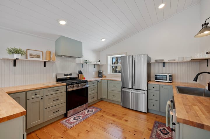 Briggs Lake Bungalow - Ice Fishing, Cozy Cabin - Minnesota