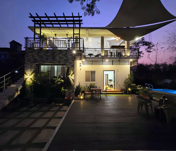 Butterfly Outpost 57_5 Bhk Lavish Villa - Karjat