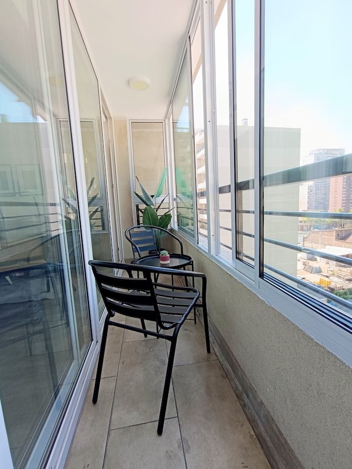 Dpto. Cerca Barrio Italia A/c Y Estacionamiento - Chile