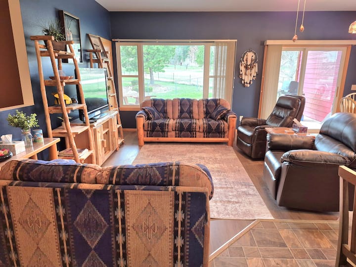 Covered Porch, Trailer Parking Fire Pit - Sturgis, SD
